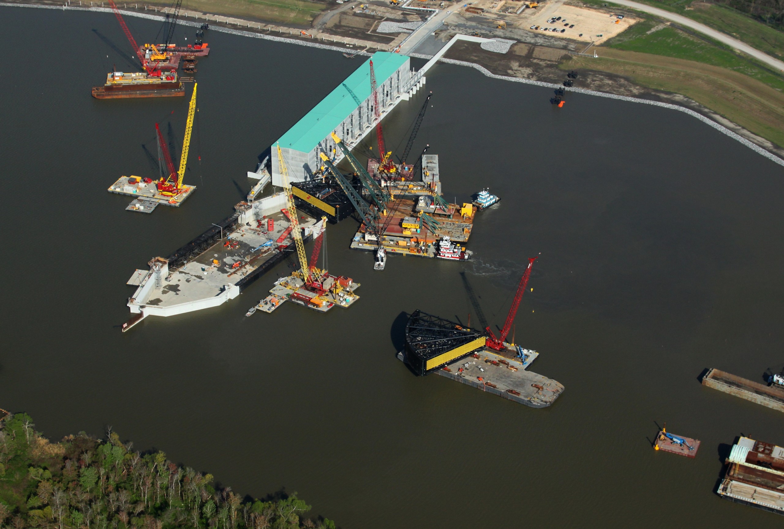 Gulf Intracoastal Waterway West Closure Complex - Traylor Bros., Inc.