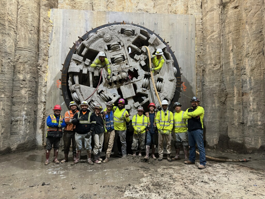Section 19 Long Tunnel Crossings Integrated Pipeline Project - Traylor ...